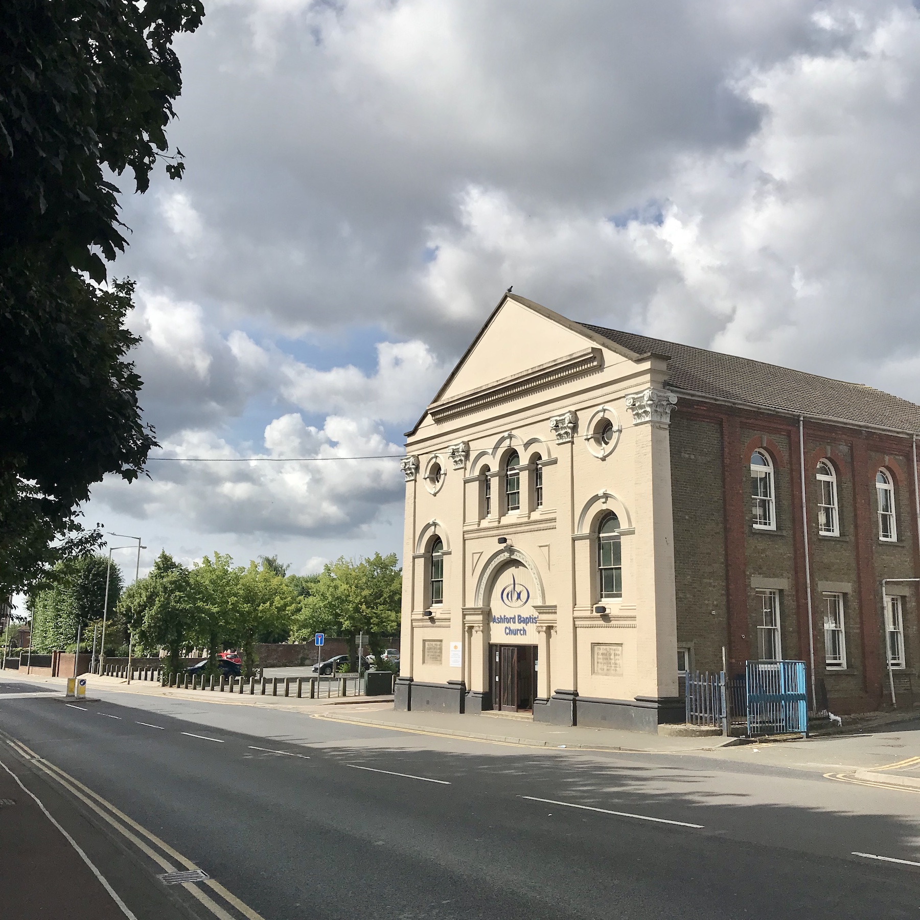 Ashford Baptist Church – A Growing Church in a Growing Town